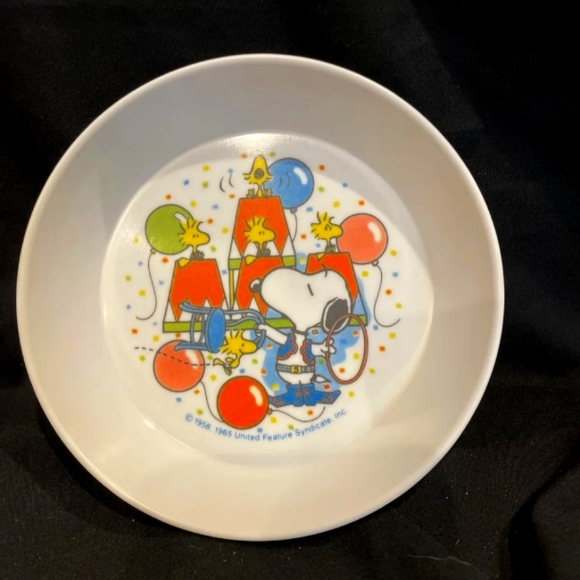 united feature syndicate inc | Other | Genuine Melamine Kiddie Bowl ...